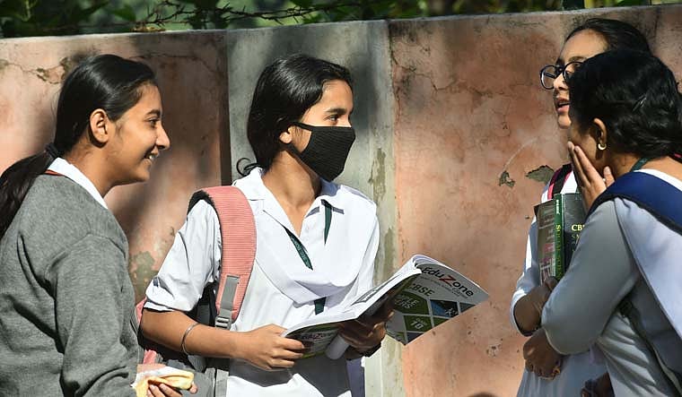 CBSE Class 12 Science Date Sheet 2026: Tentative schedule released