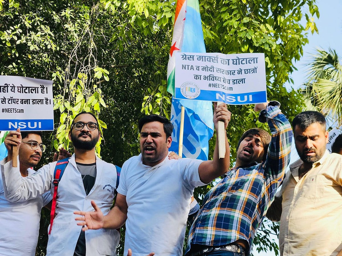 NSUI Protest Against NEET-UG Irregularities: March to Parliament ...