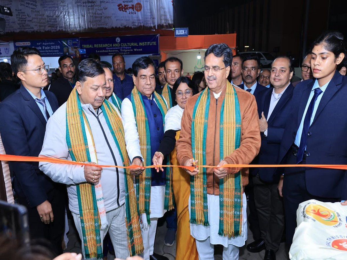 Tripura CM advises to inculcate daily reading habit