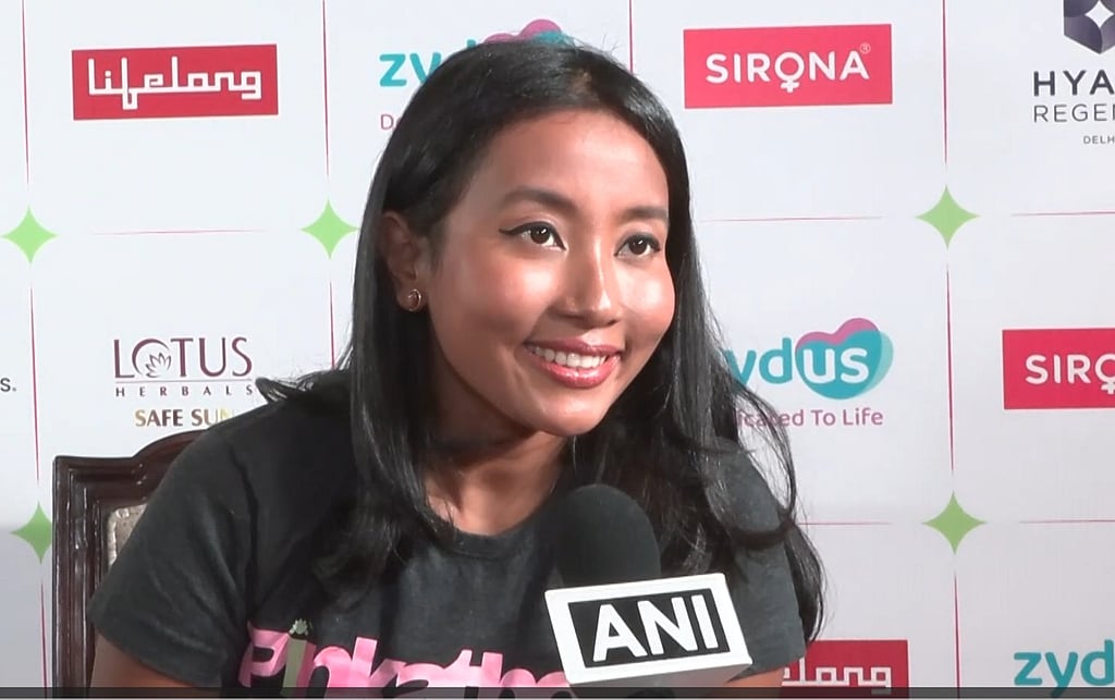 Milind Soman hails Amitabh Bachchan as the fittest person in India