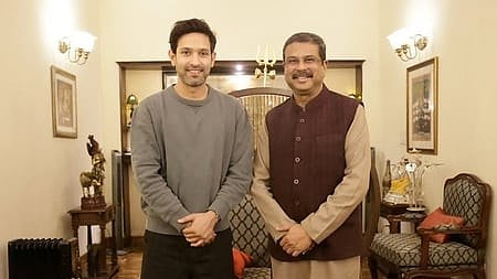 Vikrant Massey shares of his meeting with Minister of Education