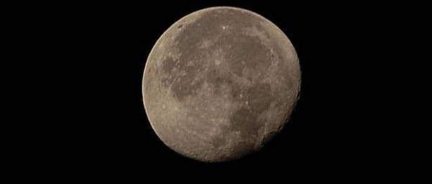 Moon may have more frozen water than previously thought | ISRO | Latest ...