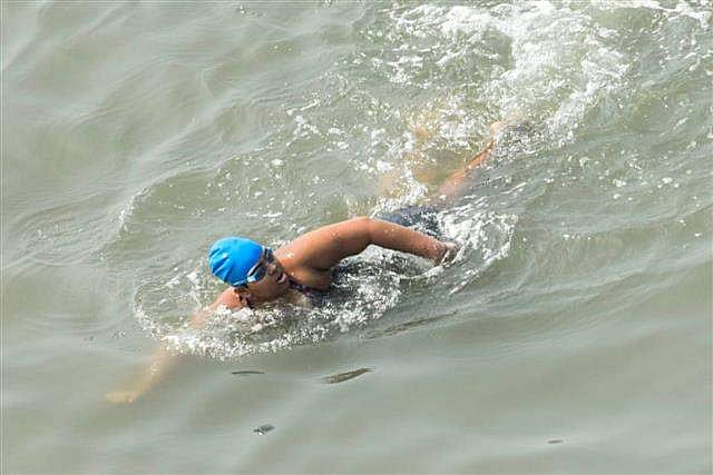 Meet Jiya Rai, the 12-year-old Navy kid from Mumbai who swam 36 kms to ...