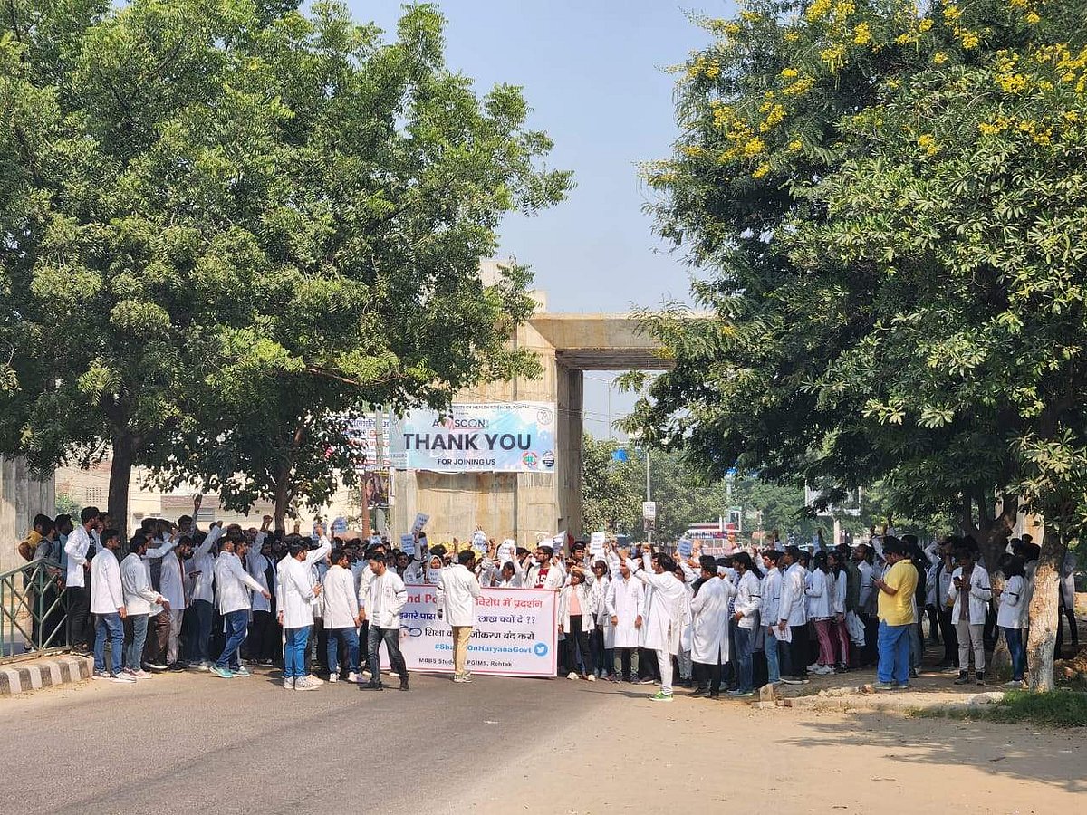 Midnight batons, water cannons and police crackdown on protesting ...